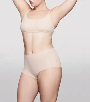 SKIMS Fits Everybody Boyshort Briefs - Nude