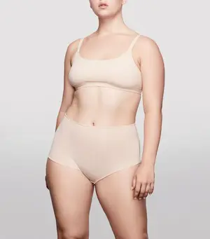 SKIMS Fits Everybody Boyshort Briefs - Nude
