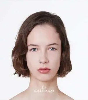 Gucci Rouge De Beauté Brillant Glow & Care Lip Colour - Brown