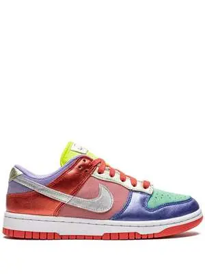 Nike Dunk Low Sneakers