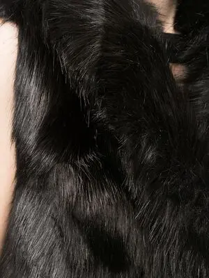 UNREAL FUR Premium Rose Vest