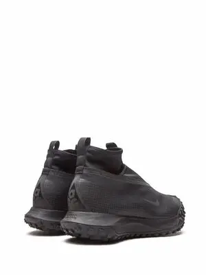 Nike Mountain Fly Gore-tex Sneakers