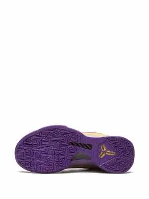Nike X Undefeated Kobe Protro Hall Of Fame Sneakers - Gold