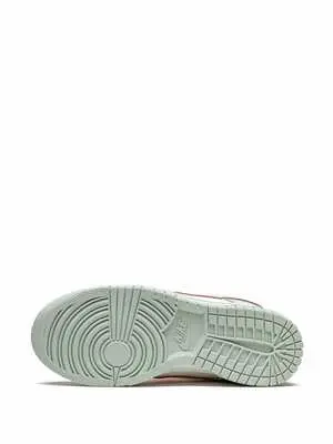 Nike Dunk Low Sneakers - White