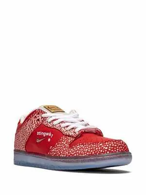 Nike X Stingwater Sb Dunk Low Magic Mushroom Sneakers - Red