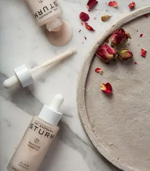 Dr. Barbara Sturm Molecular Cosmetics Glow Drops