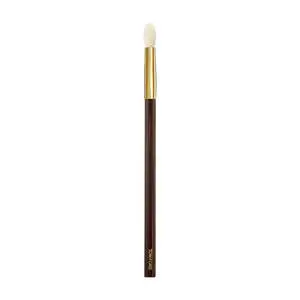 TOM FORD Eye Shadow Blend Brush Https://cdn.shopify.com/s/files/1/0283/0185/2747/products/global_images
