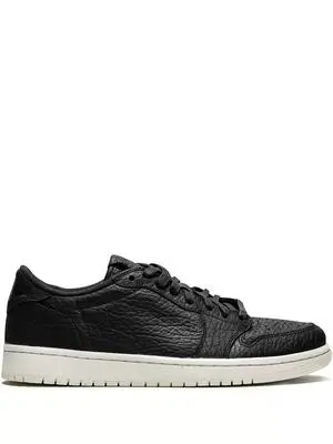Air Jordan Low Top Sneakers For Men