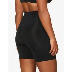 Spanx Sculpt™ Oncore Mid-thigh Shorts - Very Black