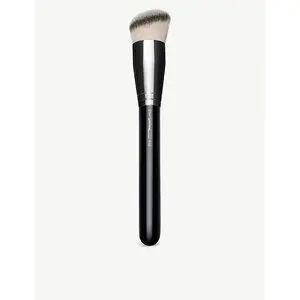 MAC COSMETICS 170 Rounded Slant Brush