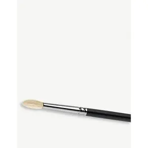 MAC COSMETICS 221 Mini Tapered Blending Brush