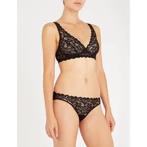 Hanro Moments Lace Soft-cup Bra - Black