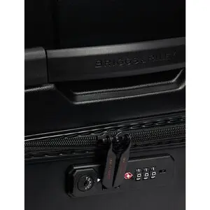 Briggs & Riley Torq 4-wheel Suitcase