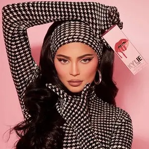 KYLIE COSMETICS Matte Lip Kit - 505 Autumn