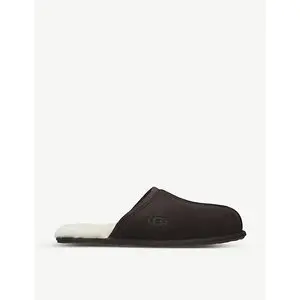 UGG Scuff Sheepskin Slippers - Dark Brown