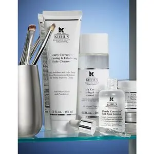 KIEHL'S SINCE 1851 Clearly Corrective Brightening & Soothing Treatment Water