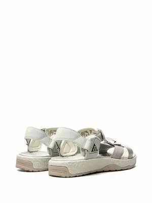 Nike Air Deschütz Sandals - White