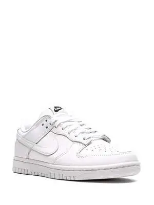 Nike Dunk Low Triple Sneakers - White
