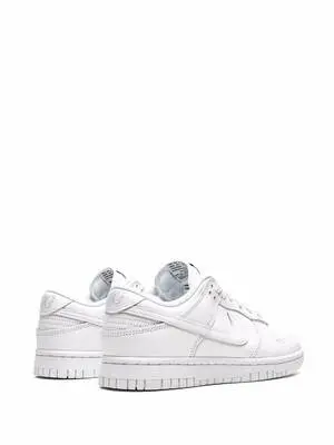 Nike Dunk Low Triple Sneakers - White
