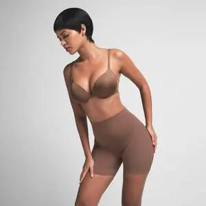 SKIMS Low Back Short | Light Neutral | | Sheer Sculpt - Jasper