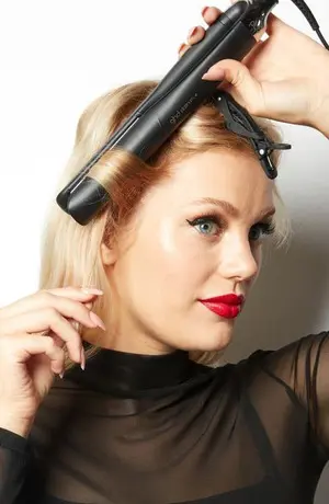 GHD Platinum+ Styler 1-inch Flat Iron - Black
