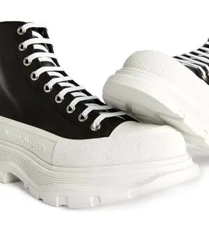 Alexander McQueen Leather Tread Slick Boots