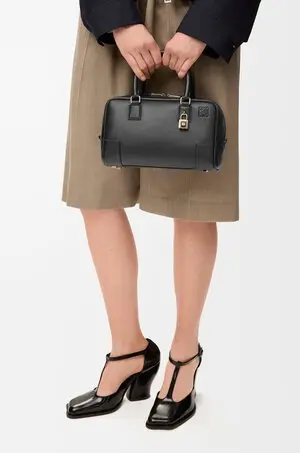 Loewe Amazona 23 Bag - Black