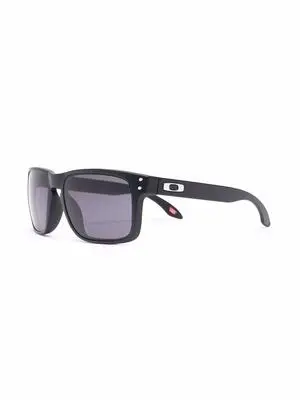 Oakley Rectangle-frame Sunglasses