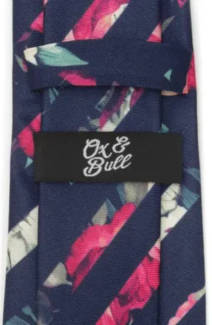 CUFFLINKS, INC. Printed Silk Neck Tie
