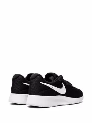 Nike Tanjun Low-top Sneakers - Black