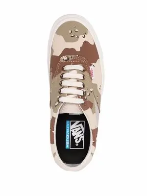 VANS Camouflage-print Low-top Sneakers