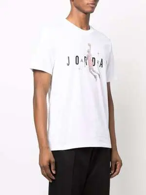 Nike Logo-print Short-sleeved T-shirt