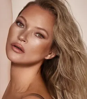 Charlotte Tilbury Charlotte's Beautiful Skin Foundation - Neutral