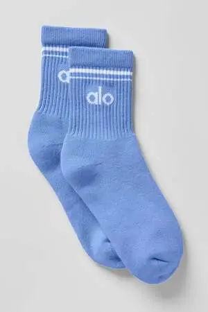 Alo Yoga Half-Crew Throwback Socks Crystal Clear Blue/white