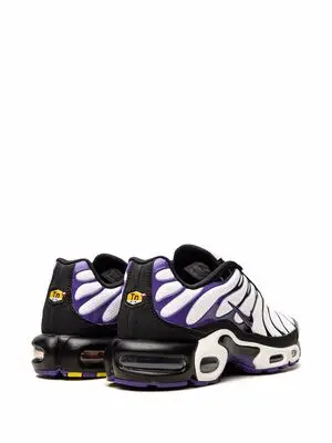 Nike Air Max Plus Sneakers