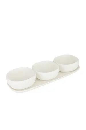 TINA FREY DESIGNS Trio Of Bowls On Dish Set - White