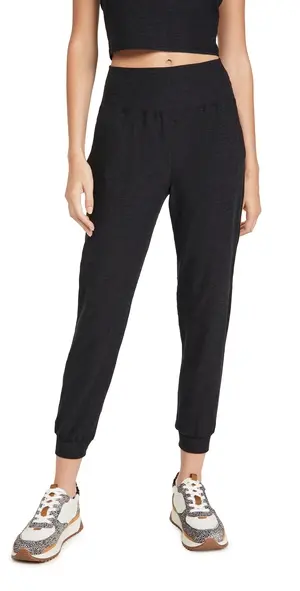 Beyond Yoga Spacedye Midi Joggers - Darkest Night