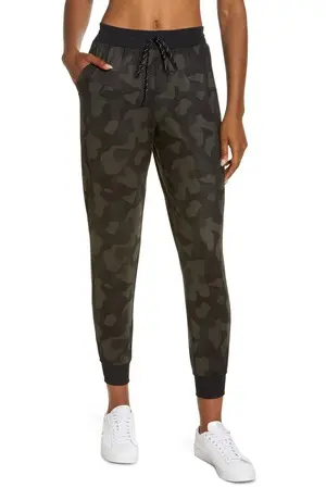 Zella Live In Pocket Joggers