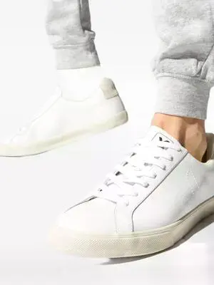 VEJA Esplar Low-top Sneakers