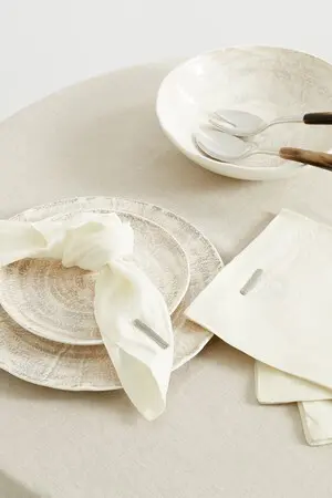 Brunello Cucinelli Set Of Four Bead-embellished Linen Napkins
