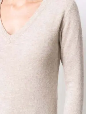LISKA V-neck Long Sleeve Sweater