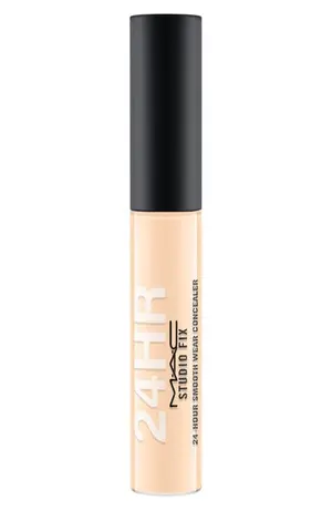 MAC COSMETICS Studio Fix 24-hour Smooth Wear Concealer Nc20 Light Golden Beige