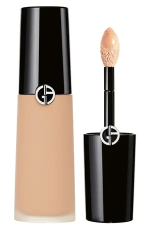 ARMANI Luminous Silk Hydrating & Brightening Concealer No. 4.5