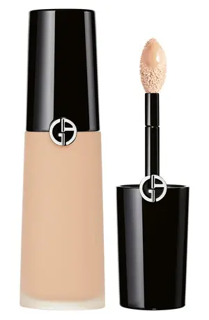 ARMANI Luminous Silk Hydrating & Brightening Concealer No. 4