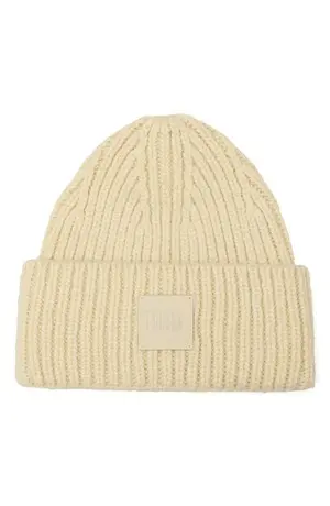 UGG Chunky Ribbed Beanie - Cream