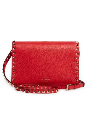 Valentino Garavani Rockstud Shoulder Bag - Rouge Pur