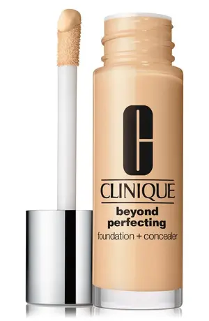 CLINIQUE Beyond Perfecting™ Foundation + Concealer Breeze