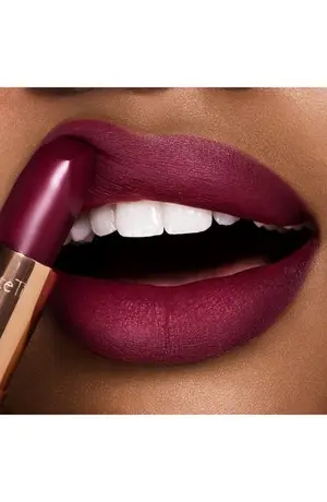Charlotte Tilbury - Matte Revolution Lipstick