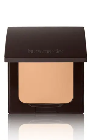 Laura Mercier Translucent Pressed Powder Medium-deep