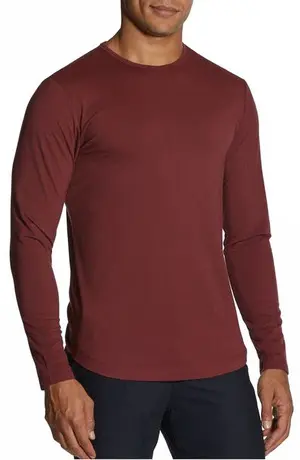 CUTS Ao Curved Hem Long Sleeve T-shirt Cabernet